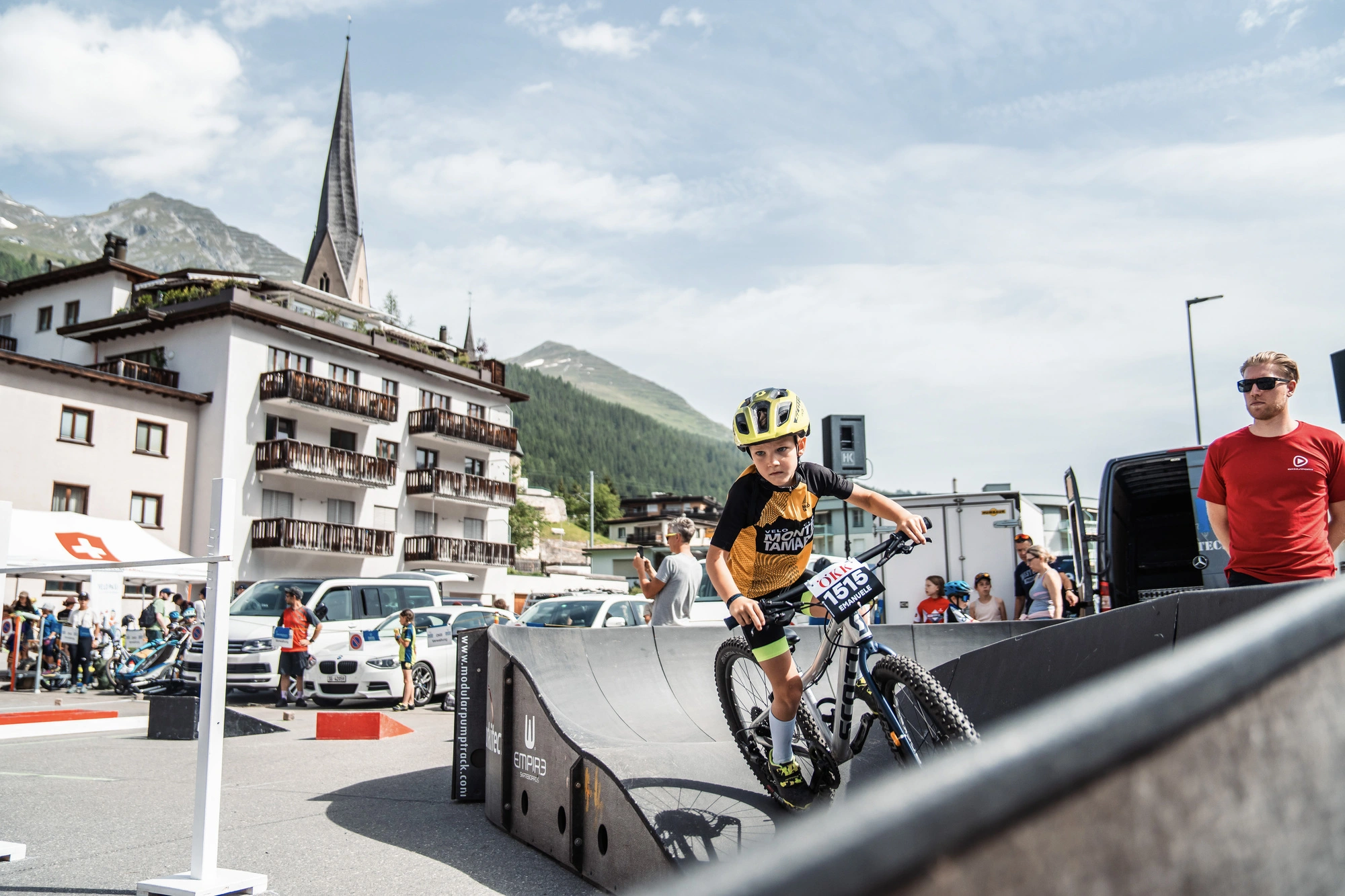 Bike Revolution Davos: Spektakel für Profis und Genussbiker